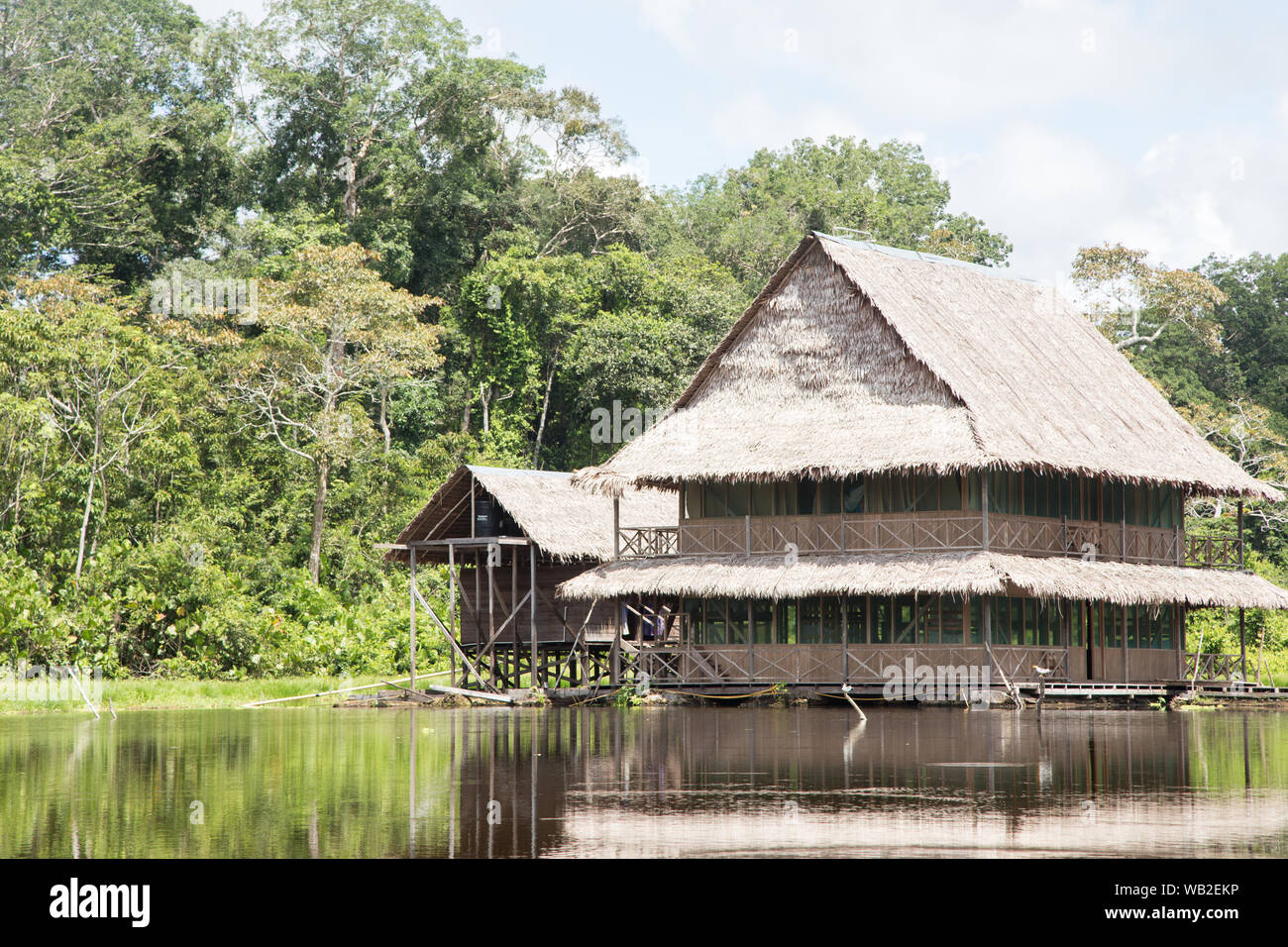 Colombia rainforest house hi-res stock photography and images - Alamy