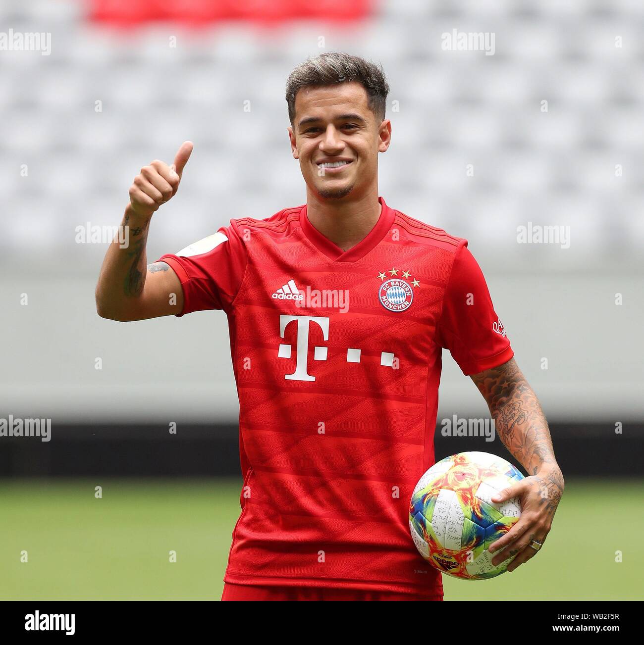 Philippe coutinho bayern munich hi-res stock photography and images - Alamy