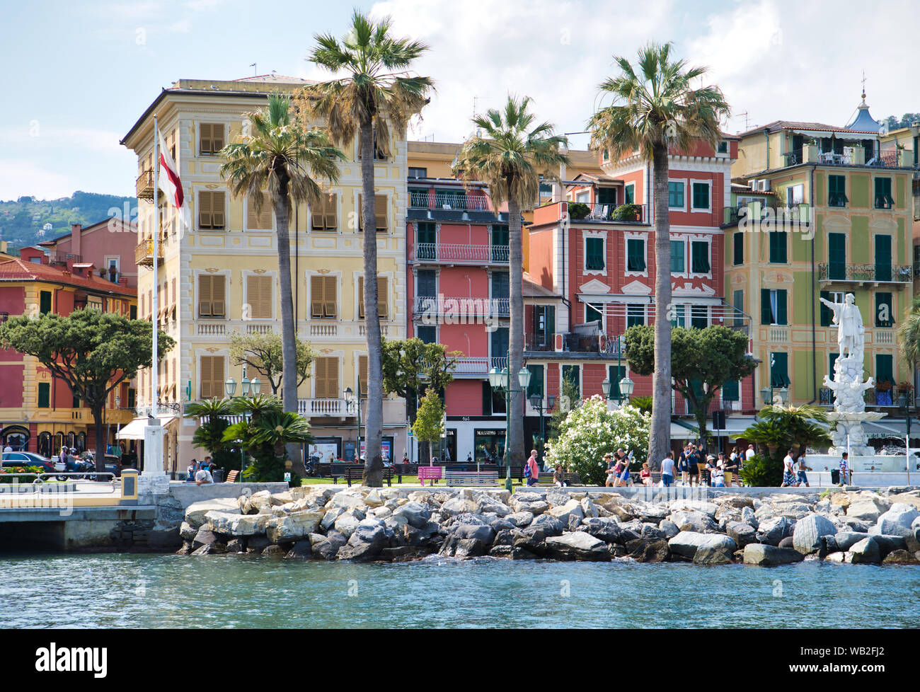 House palm trees santa margherita hi-res stock photography and images ...