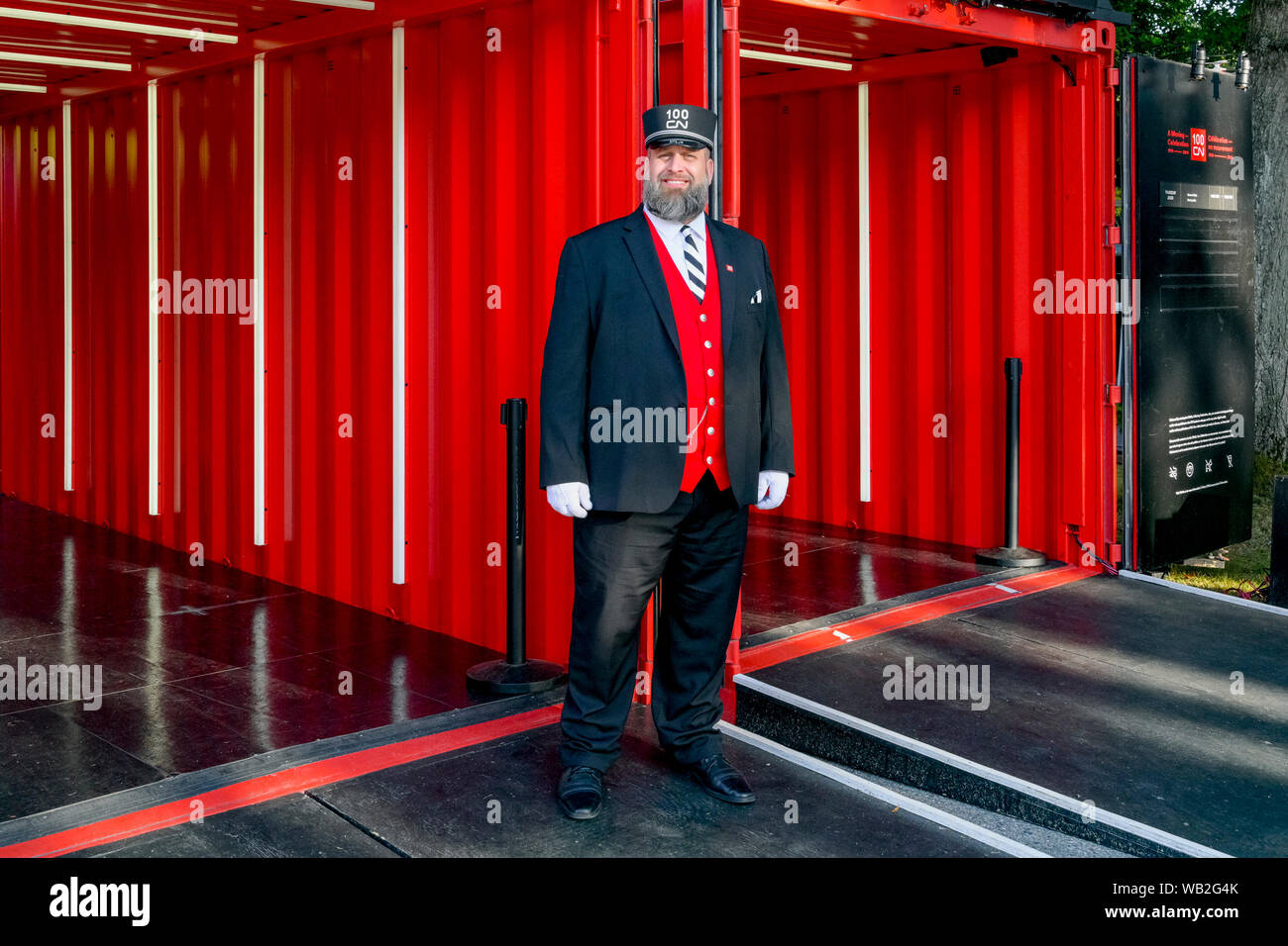 Conductor rail hi-res stock photography and images - Alamy