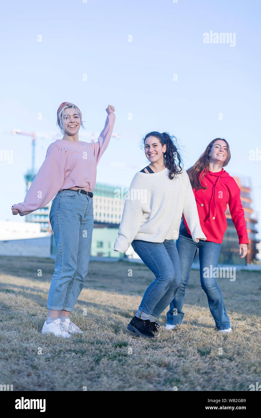 Japanese women jumping for hi-res stock photography and images - Alamy
