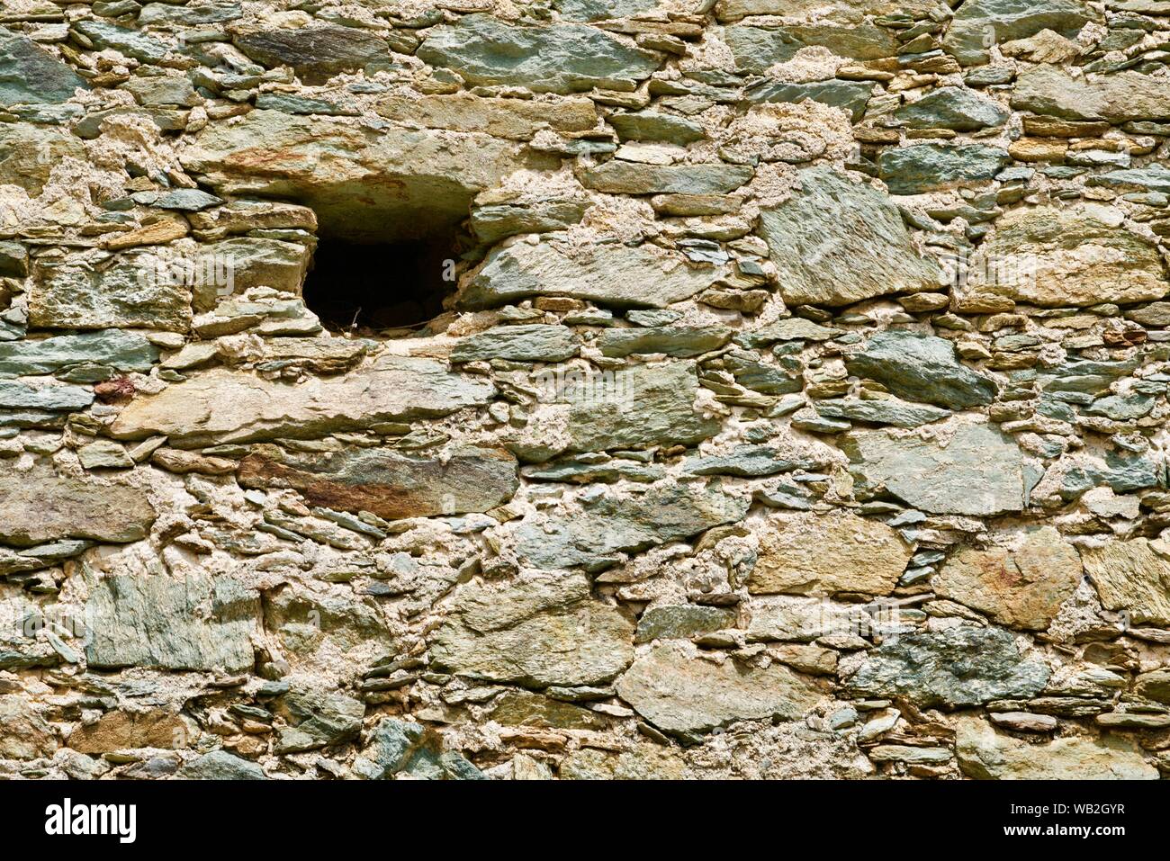 One brick missing hi-res stock photography and images - Alamy