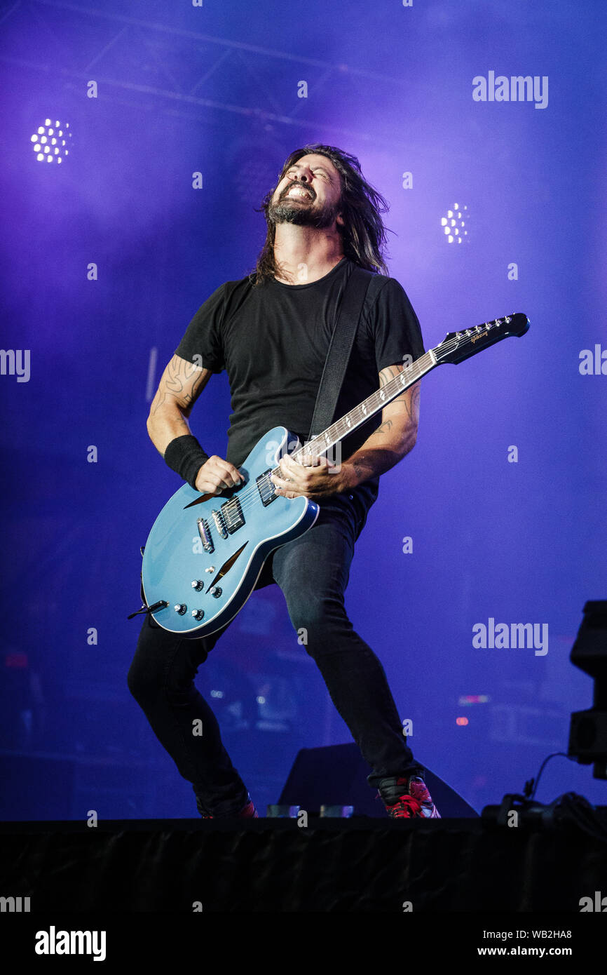 Foo fighters live hi-res stock photography and images - Alamy