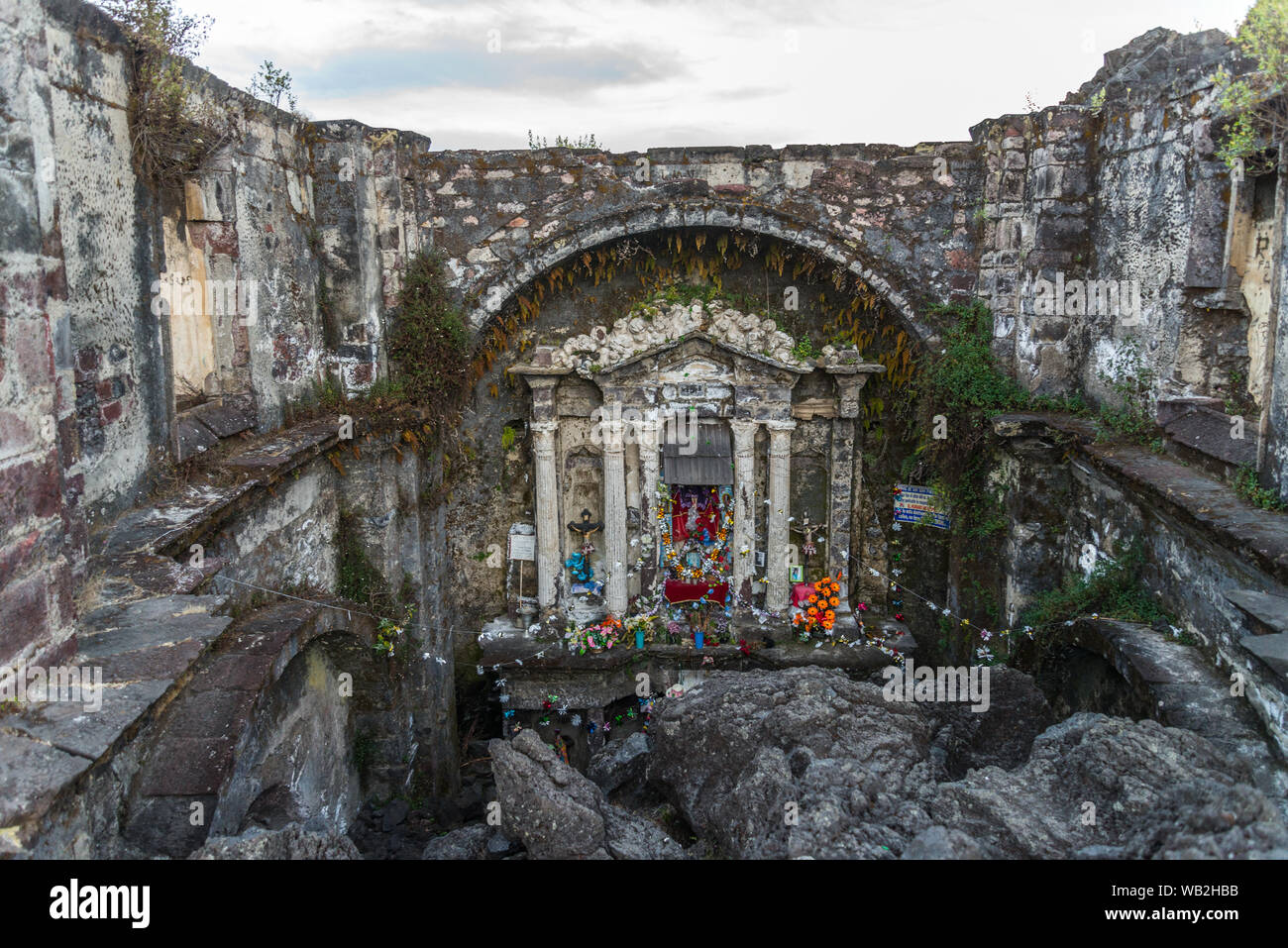Town destroyed by Paricutin volcano Stock Photo - Alamy