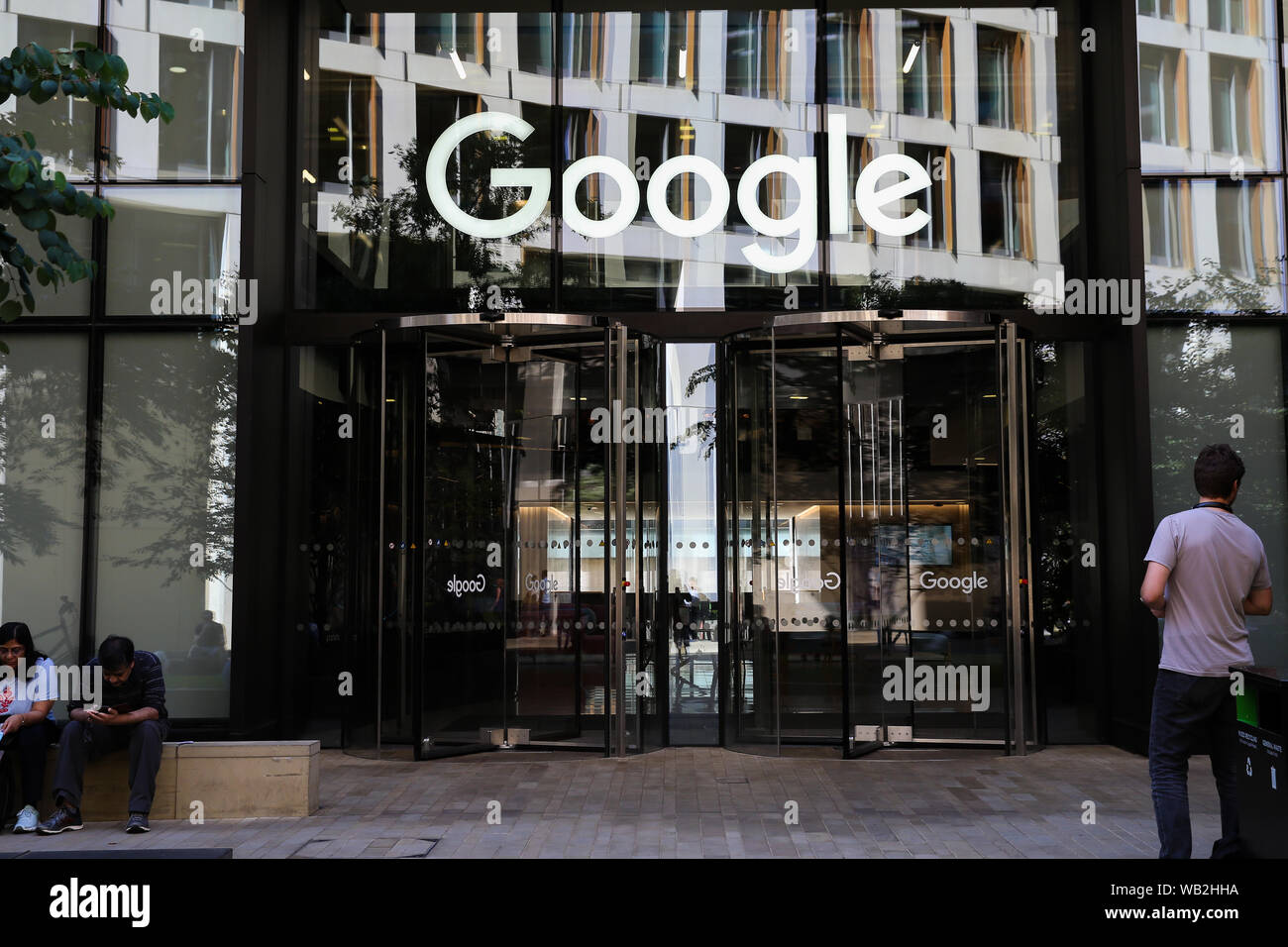 Exterior view google office hi-res stock photography and images - Alamy