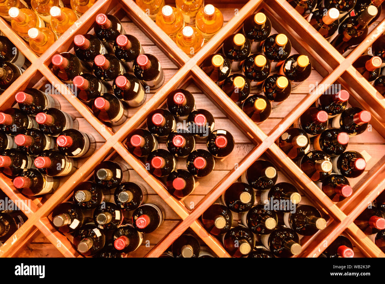 Group of bottles hi-res stock photography and images - Alamy