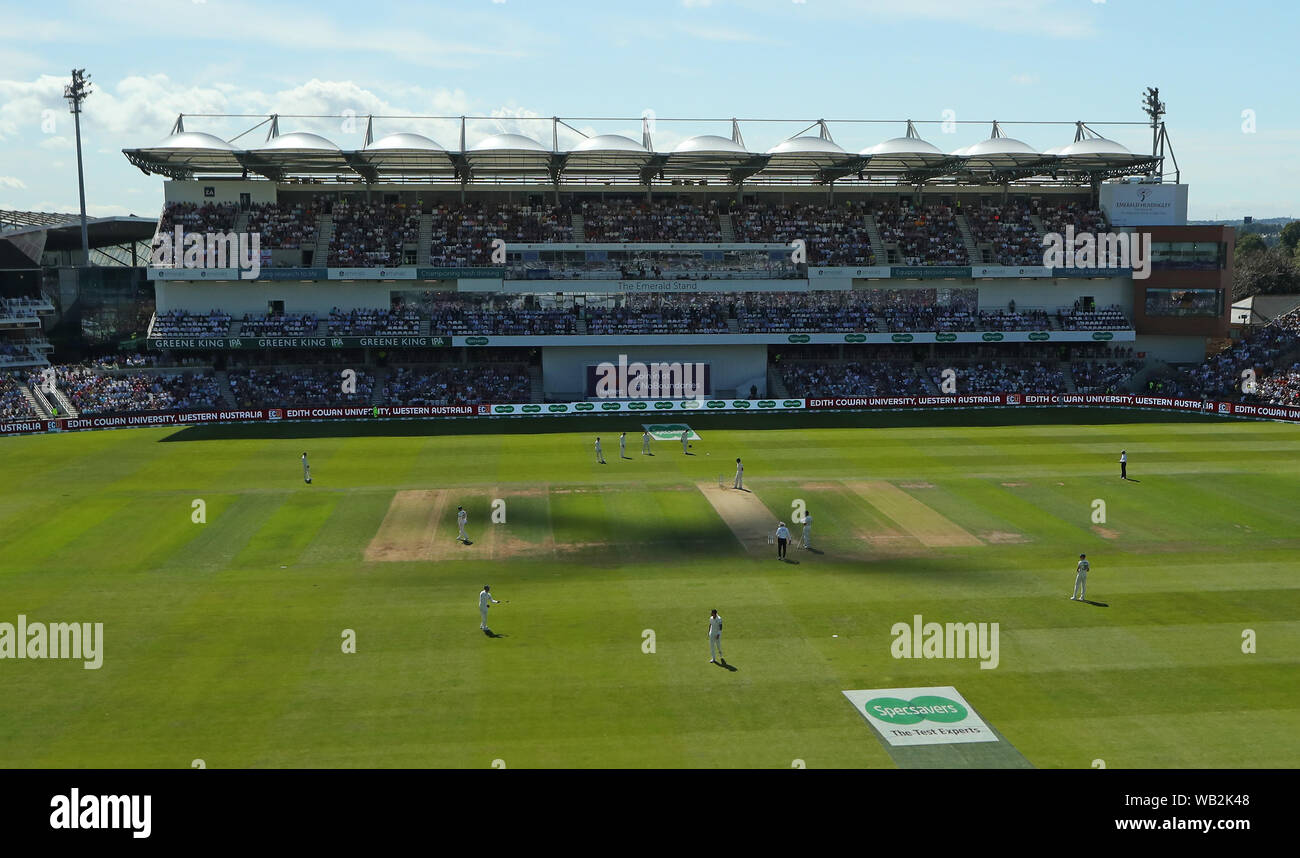 Headingley cricket ground view hi-res stock photography and images - Alamy