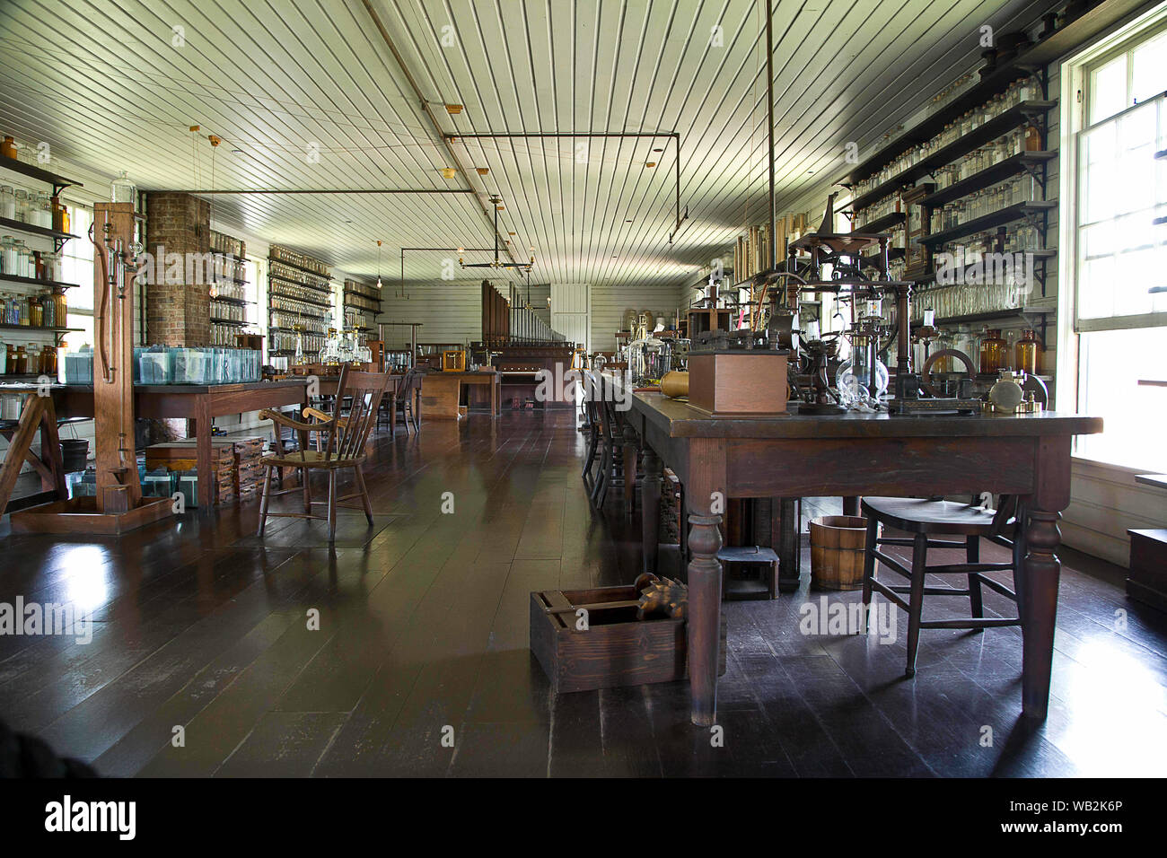 Thomas edison laboratory menlo park hi-res stock photography and images ...