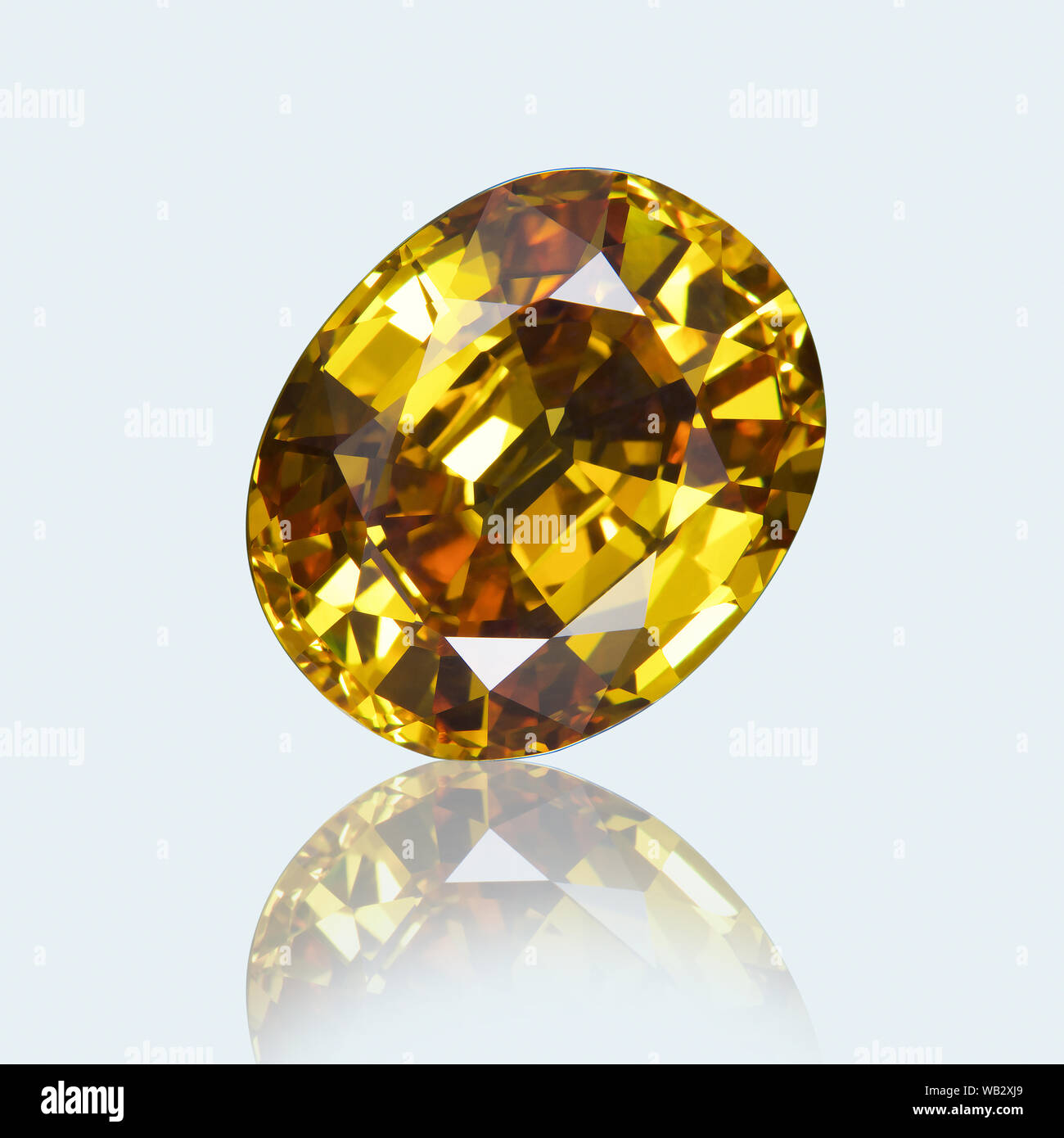 Citrine gemstone hi-res stock photography and images - Alamy