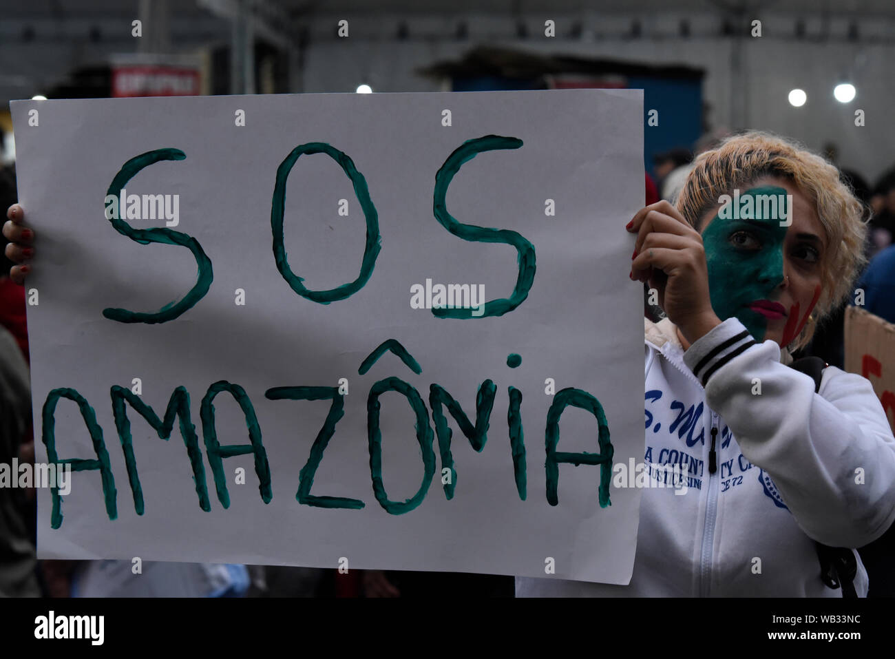 Sos amazonia hi-res stock photography and images - Alamy