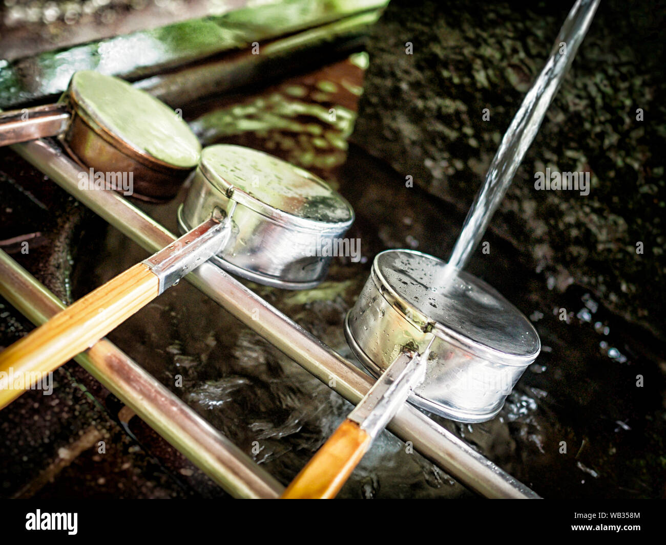 Shinto Washing Hands High Resolution Stock Photography and Images - Alamy
