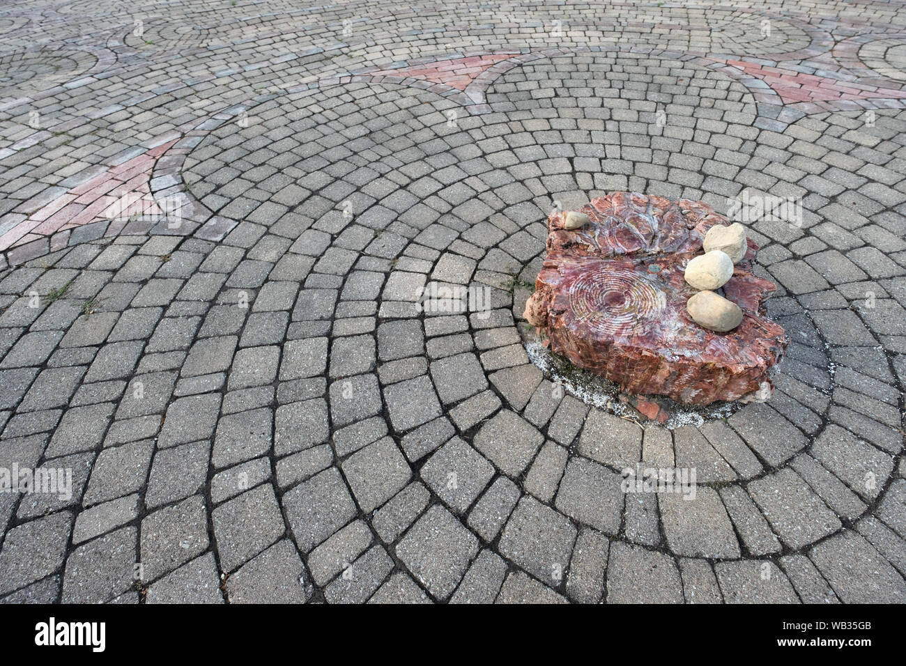 Labyrinthe chartres hi-res stock photography and images - Alamy