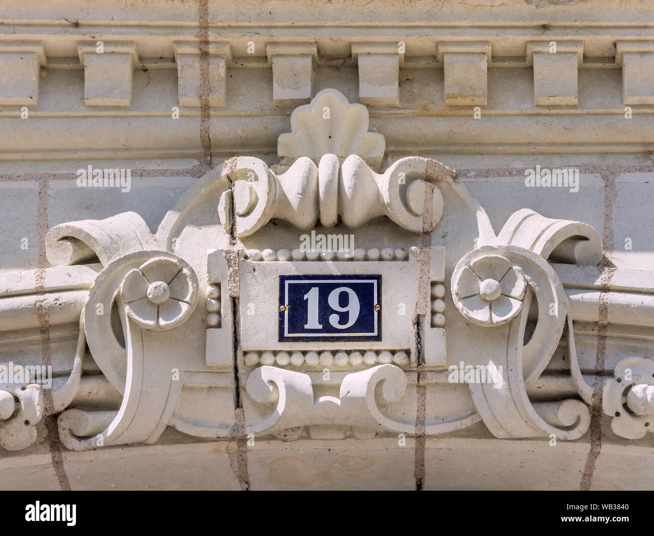 Ornate carved stone surround hi-res stock photography and images - Alamy