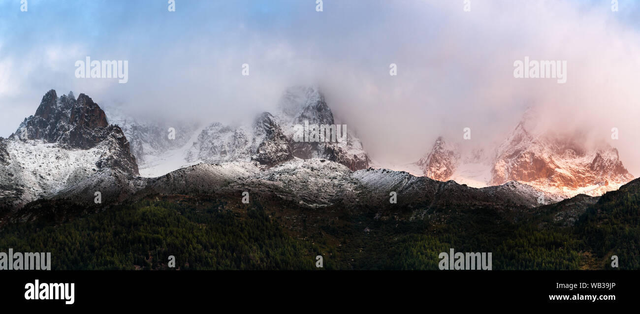 Mont blanc range hi-res stock photography and images - Alamy
