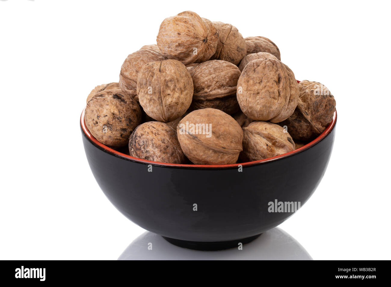 Close up walnuts in shells hi-res stock photography and images - Alamy