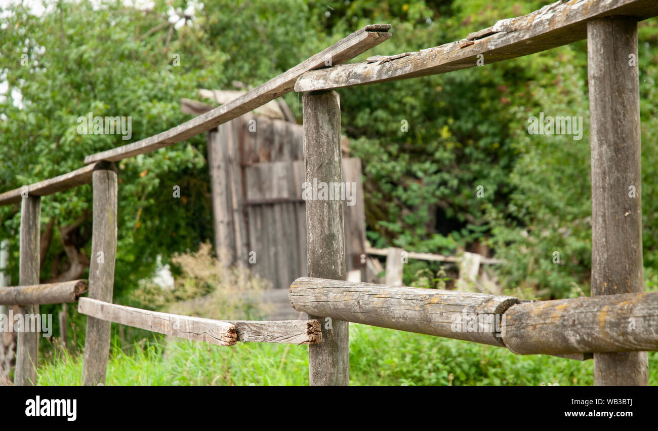 Decay wood pole hi-res stock photography and images - Alamy