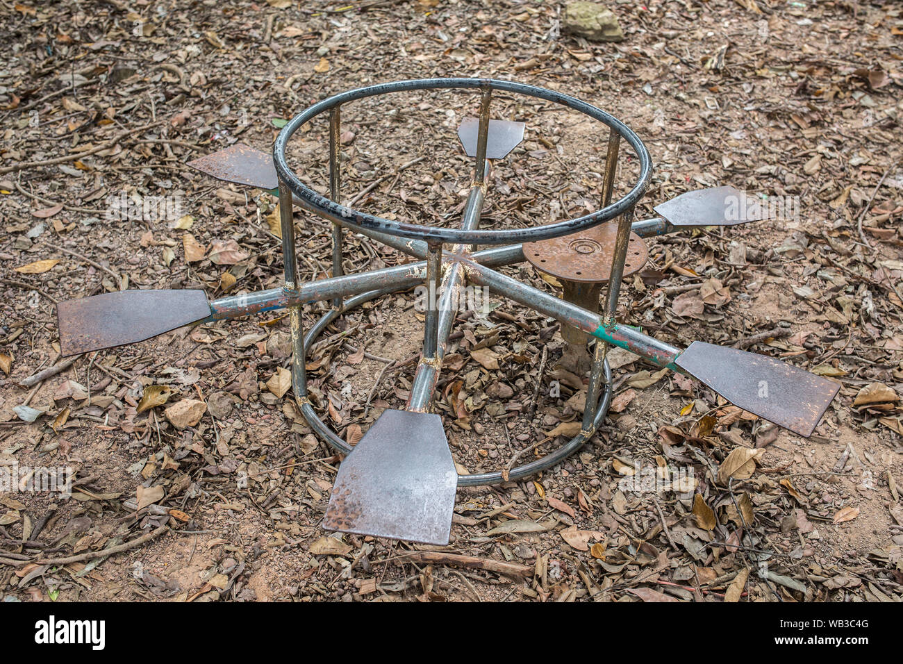 Rusted playground equipment hi-res stock photography and images - Alamy