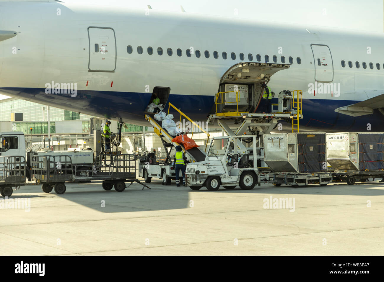 Plane unloading tank hi-res stock photography and images - Alamy