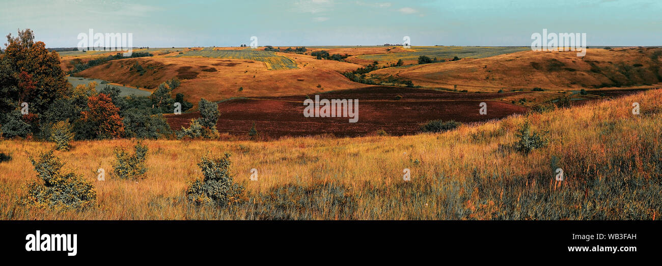 Central Russia agricultural countryside with hills. Summer landscape of ...