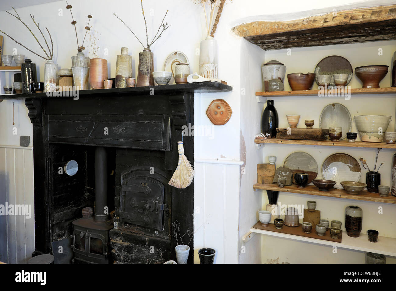 Post office interior uk hi-res stock photography and images - Alamy