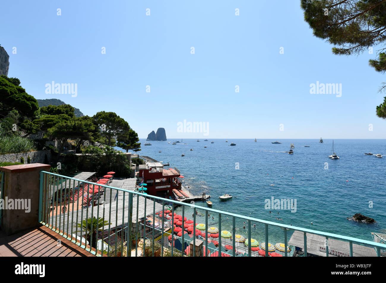 Capri italy tourists walking hi-res stock photography and images - Alamy
