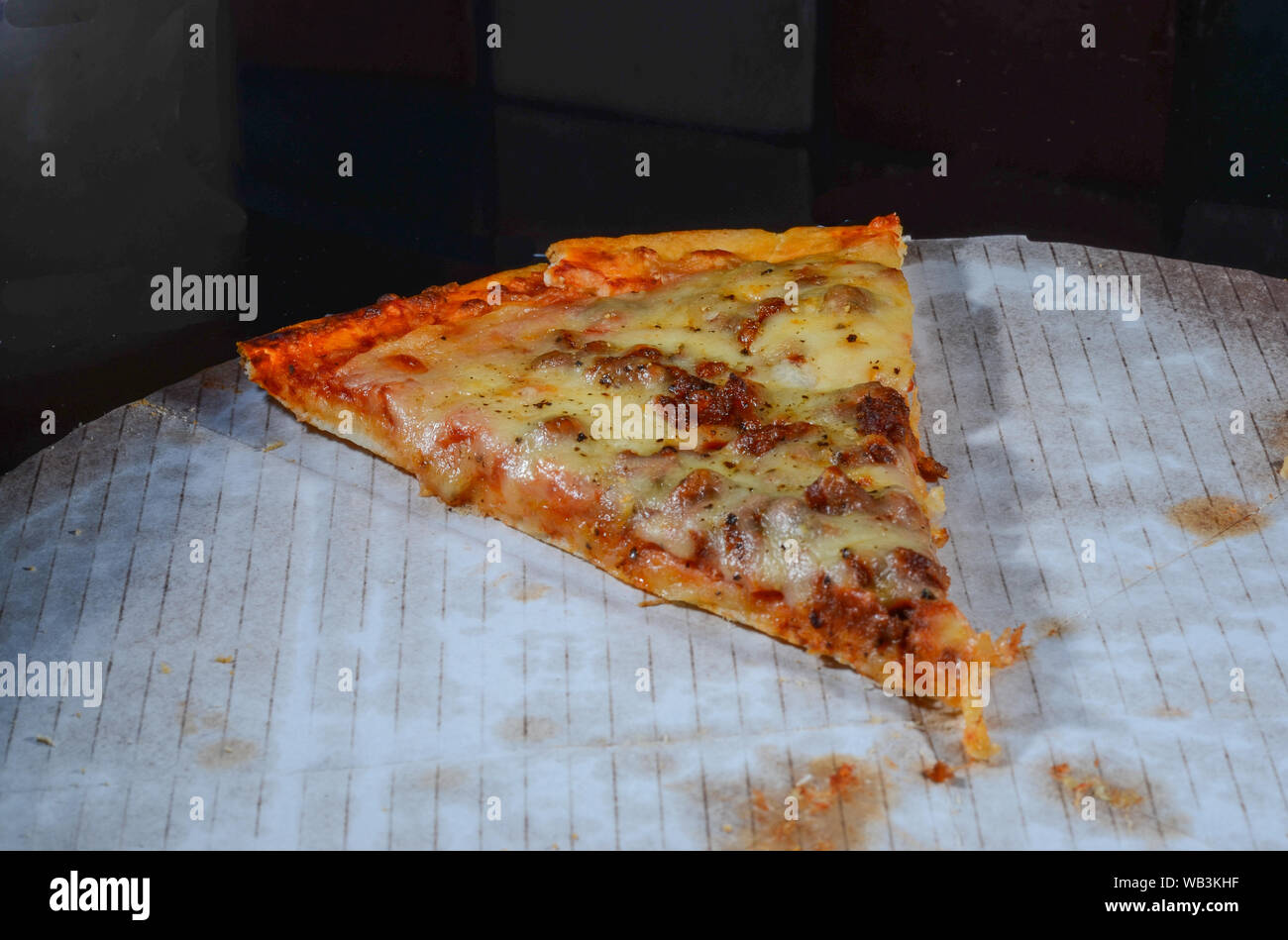 Last Slice of Pizza Stock Photo - Alamy