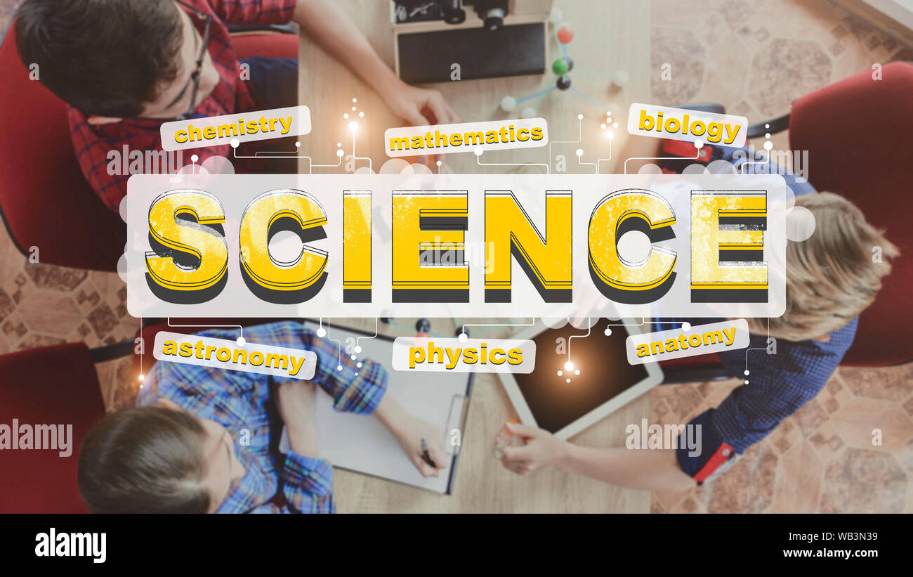 Hands on experiment classroom hi-res stock photography and images - Alamy