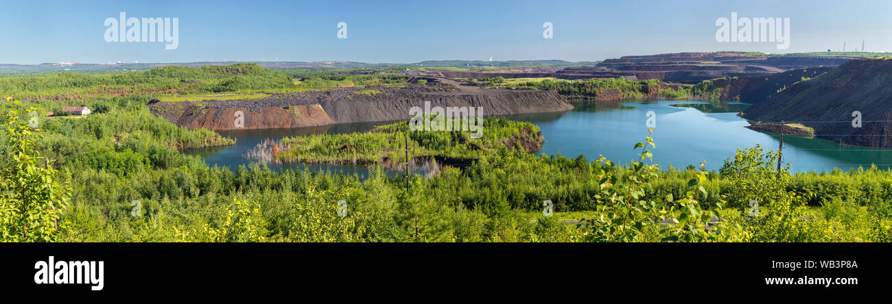 Strip mine hi-res stock photography and images - Alamy