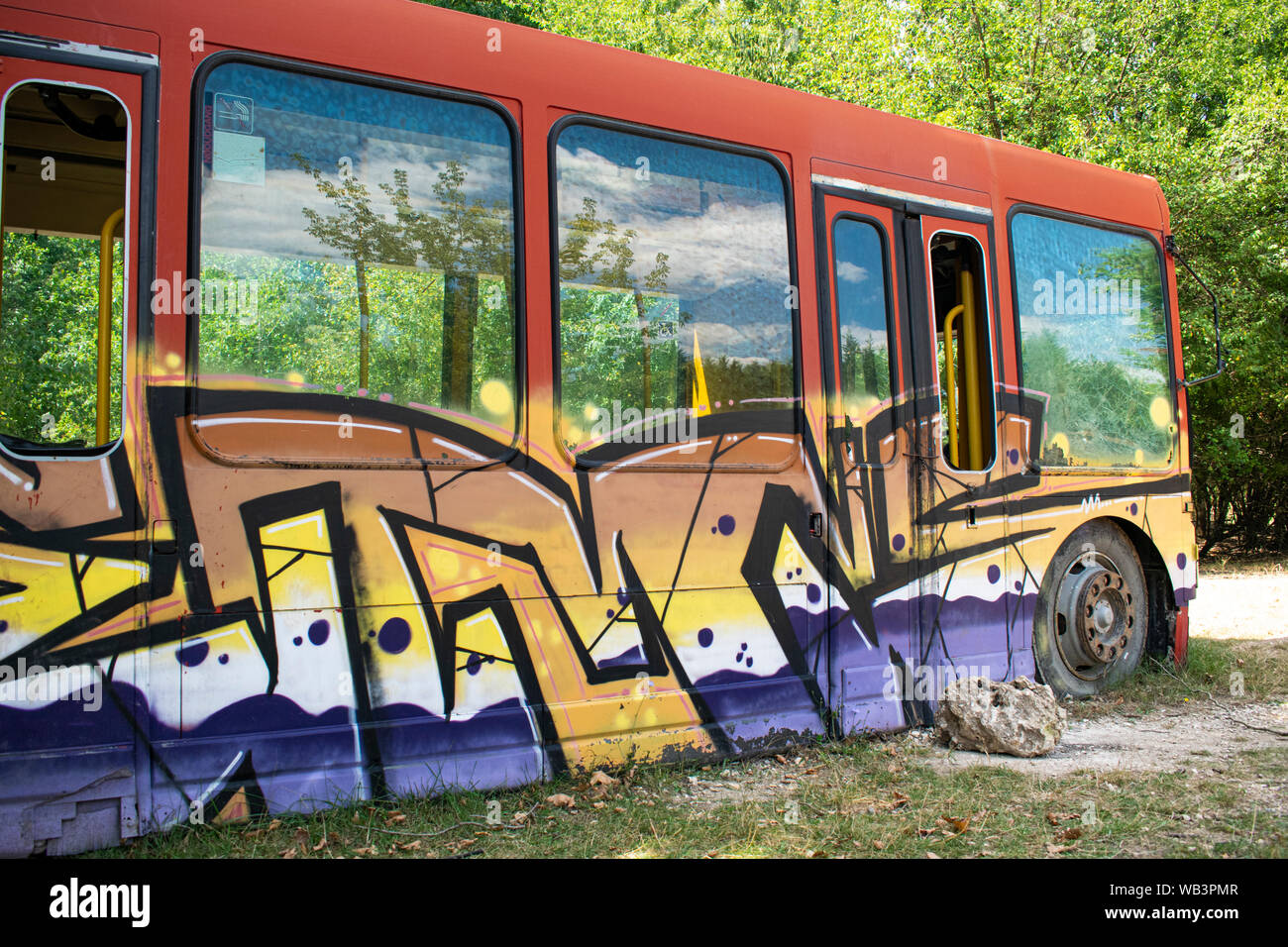 Old school graffiti hi-res stock photography and images - Alamy