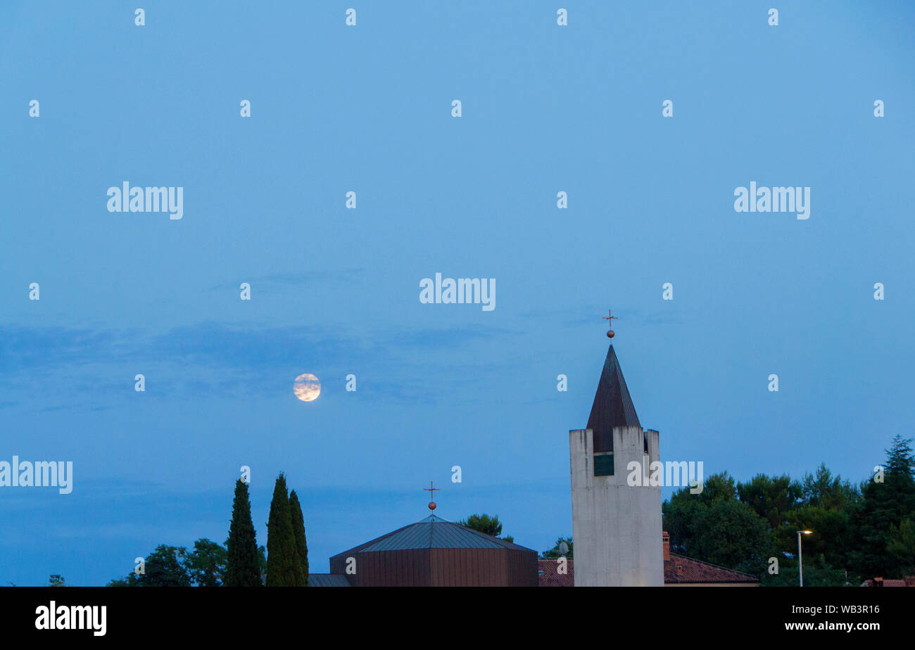 Full dome image hi-res stock photography and images - Alamy