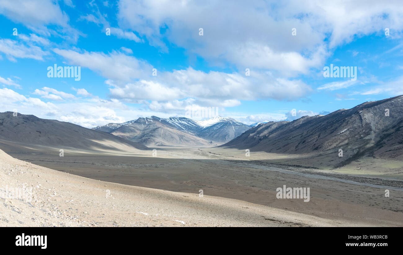 Landscape of Ladakh - Desert in India Stock Photo - Alamy