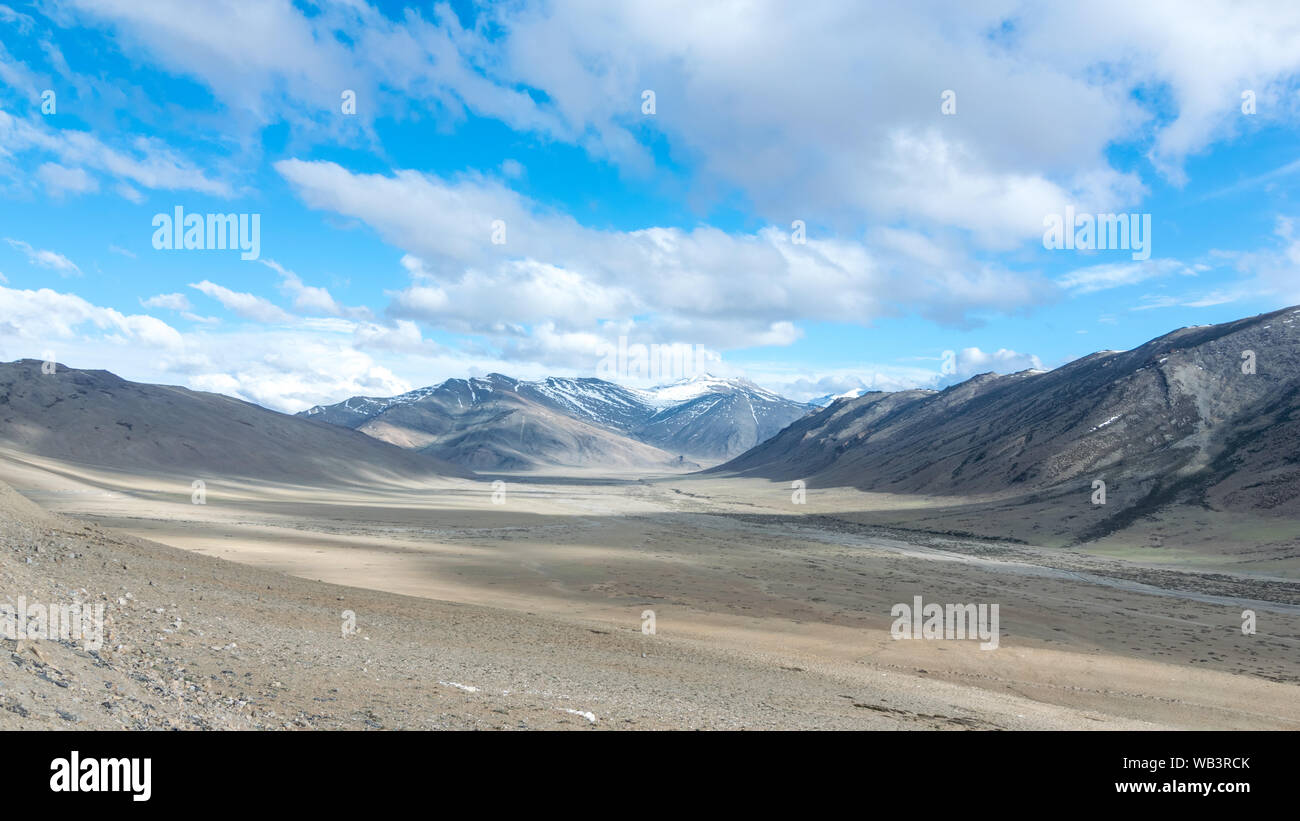 Landscape of Ladakh - Desert in India Stock Photo - Alamy
