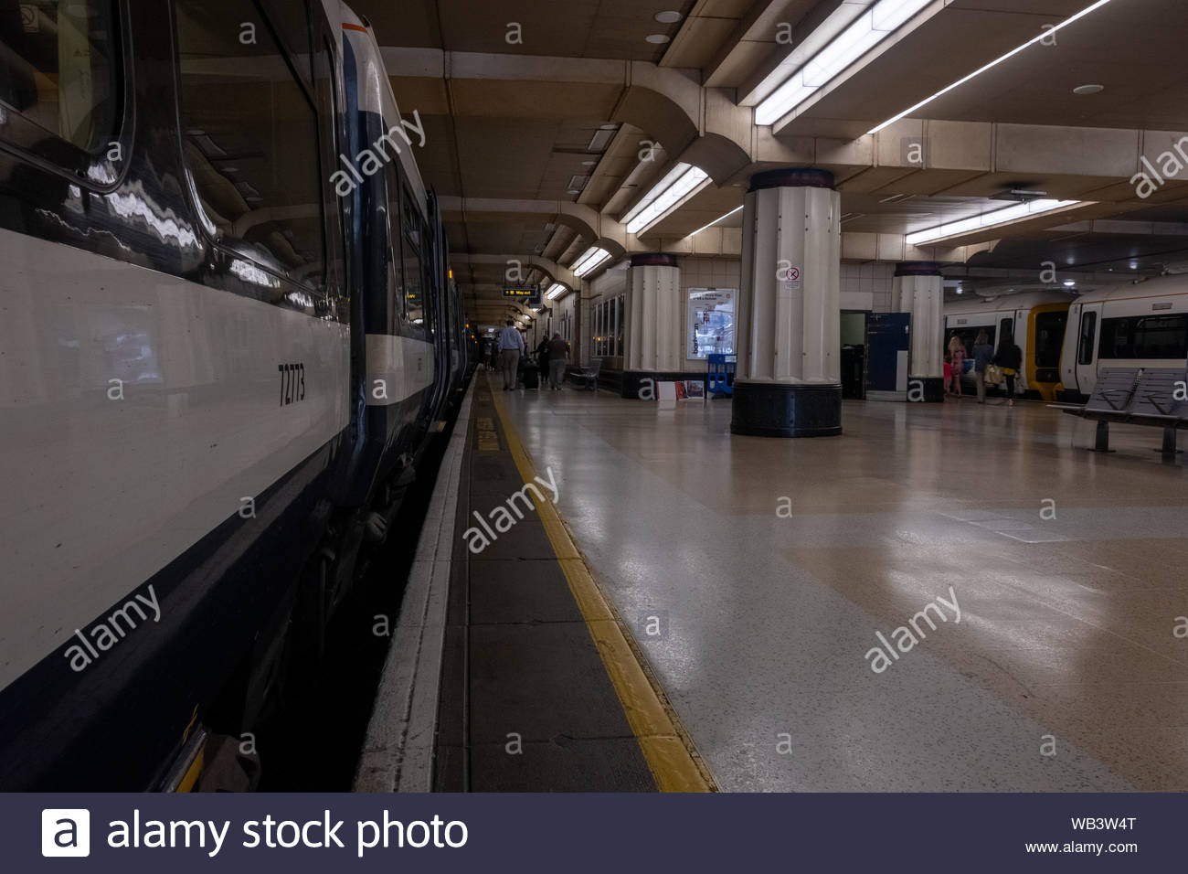 Concourse Charing Cross Station High Resolution Stock Photography and ...