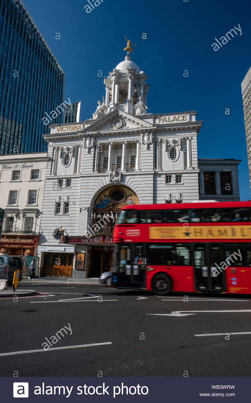 Victoria Station Clock High Resolution Stock Photography and Images - Alamy