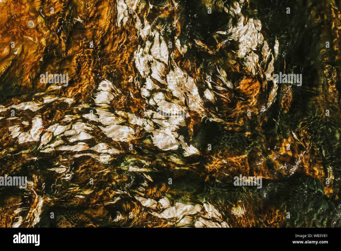 Sulfur bubbling hi-res stock photography and images - Alamy