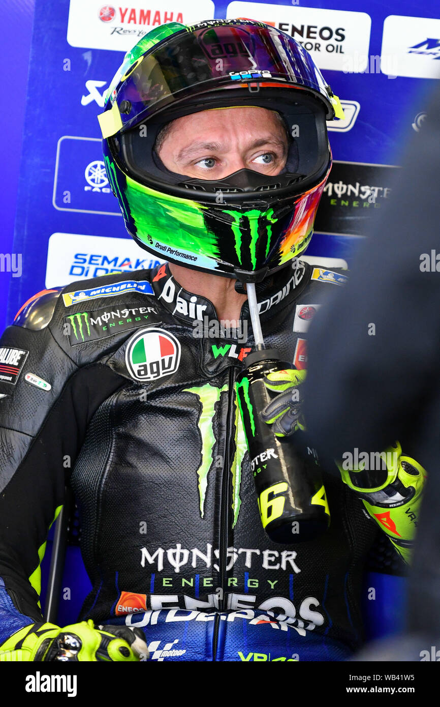 Valentino rossi ai box fp3 hi-res stock photography and images - Alamy