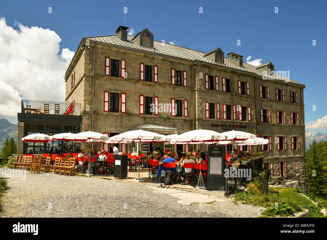 Alpine refuge hi-res stock photography and images - Alamy