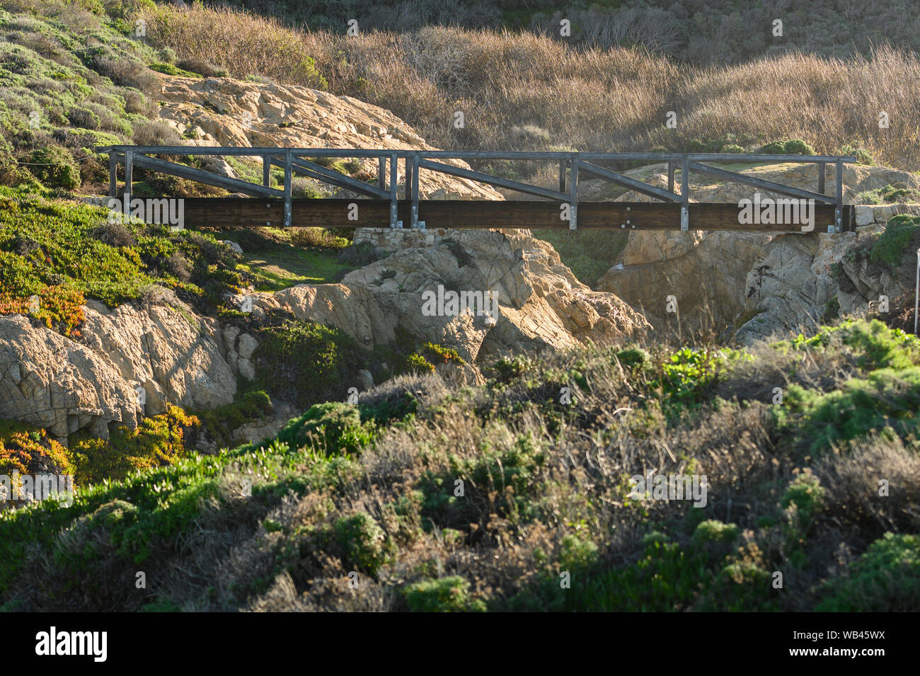 Bridge over rocky river bed hi-res stock photography and images - Alamy