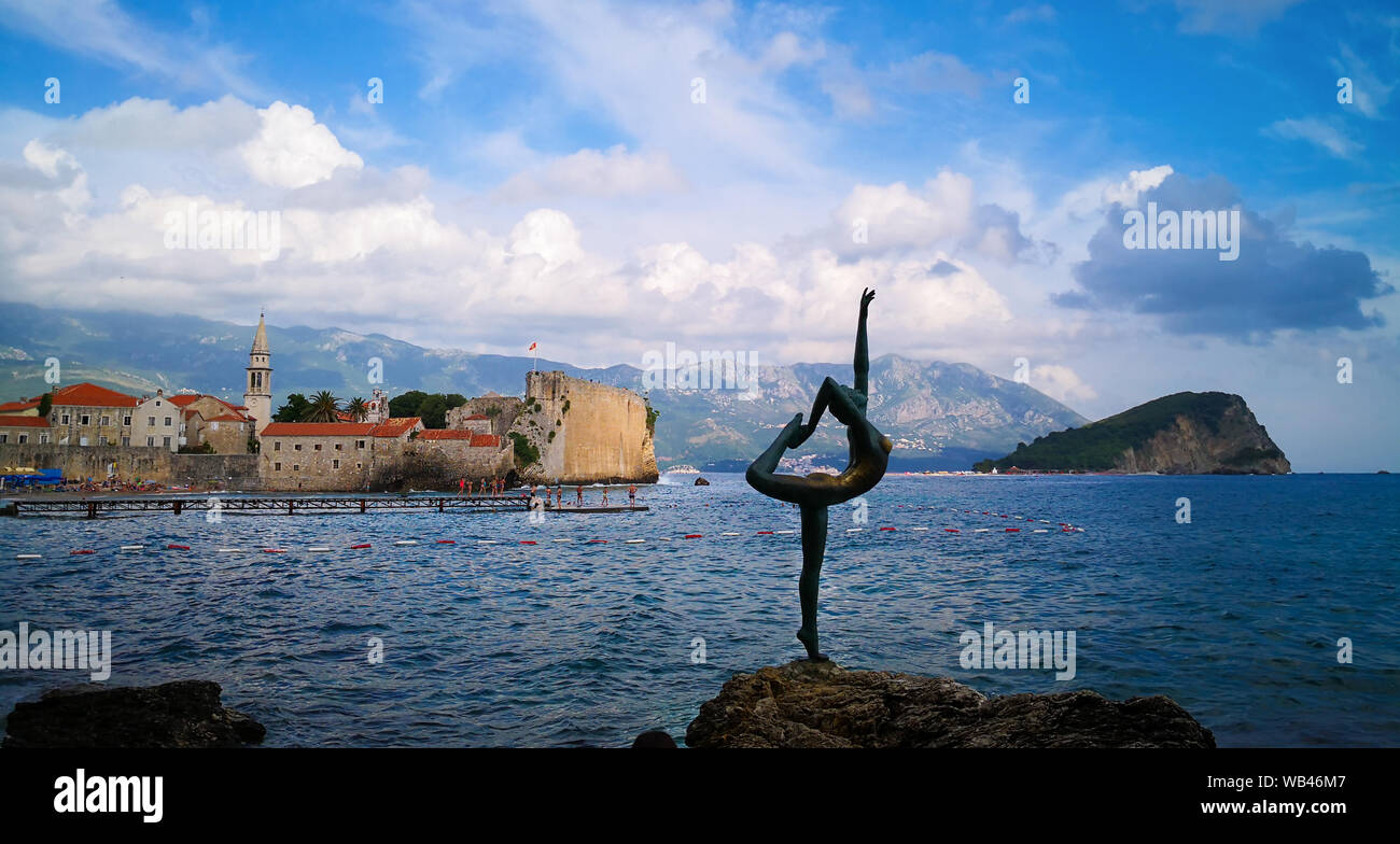 never forget: Statue of a ballerina Dancer of Budva against the Old ...