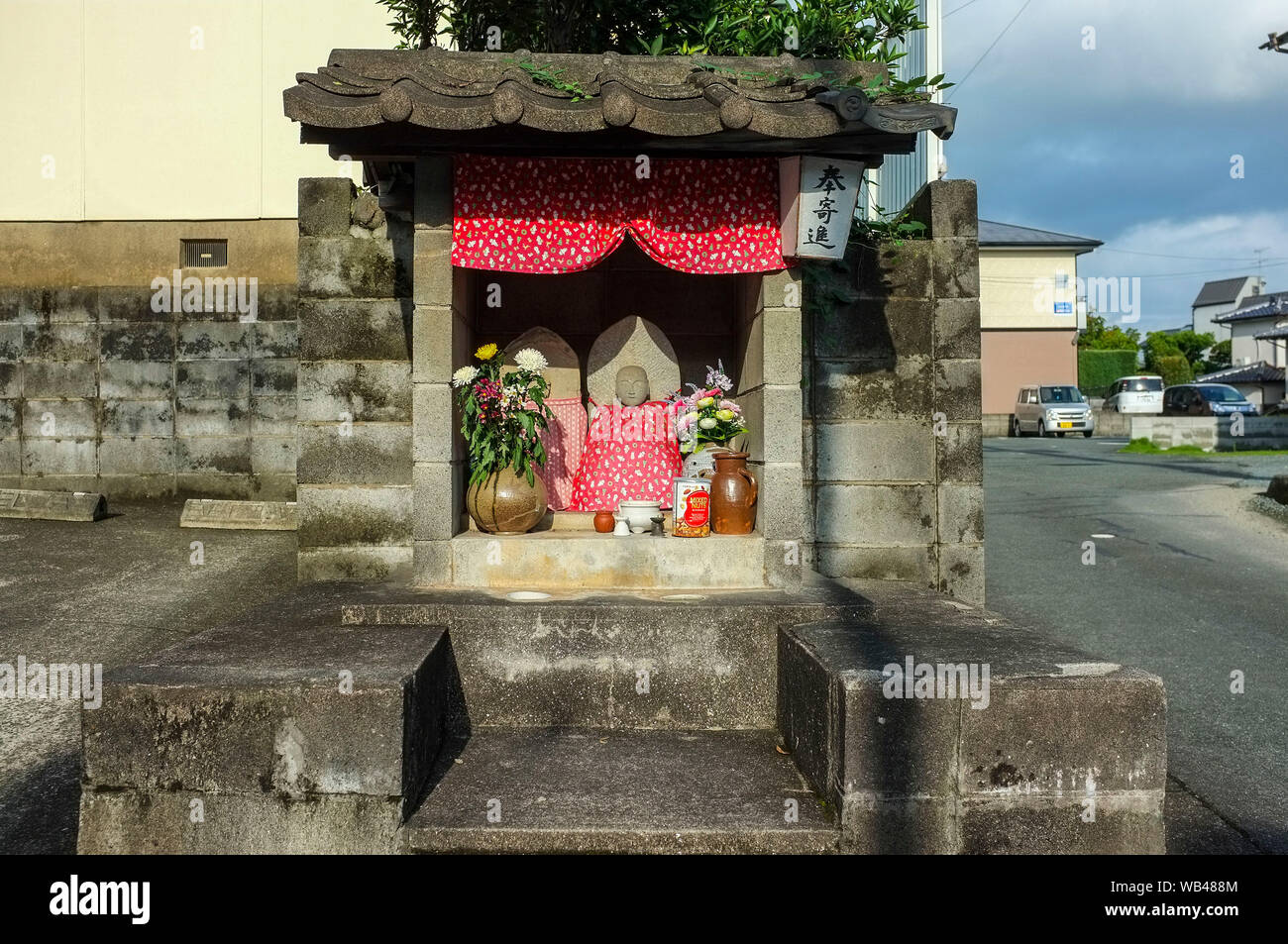 Roadside shrines hi-res stock photography and images - Alamy