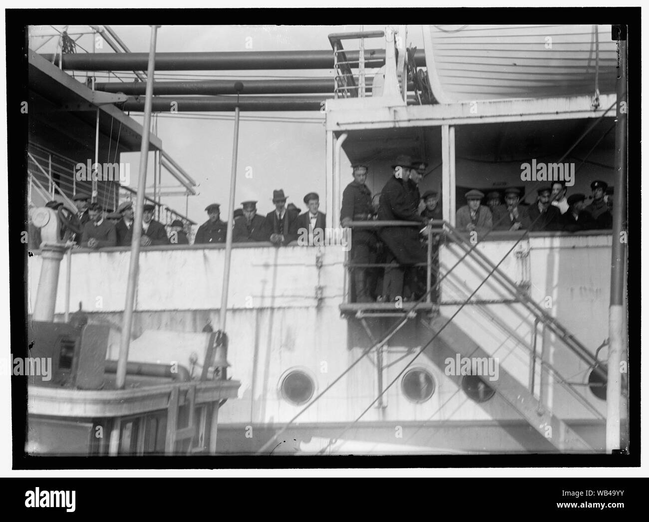 Navy assets Black and White Stock Photos & Images - Alamy