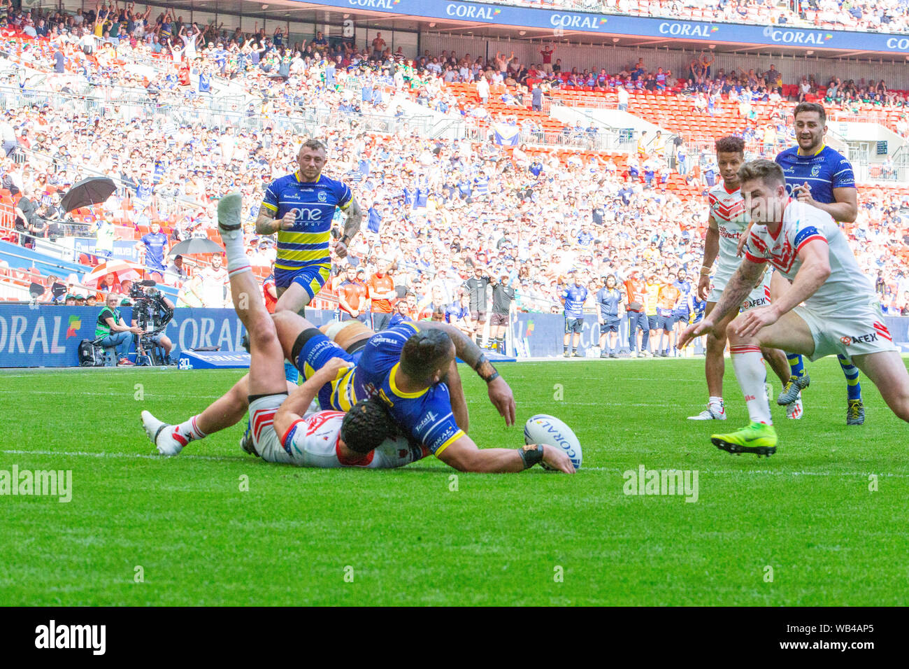 Scores scoring hi-res stock photography and images - Alamy