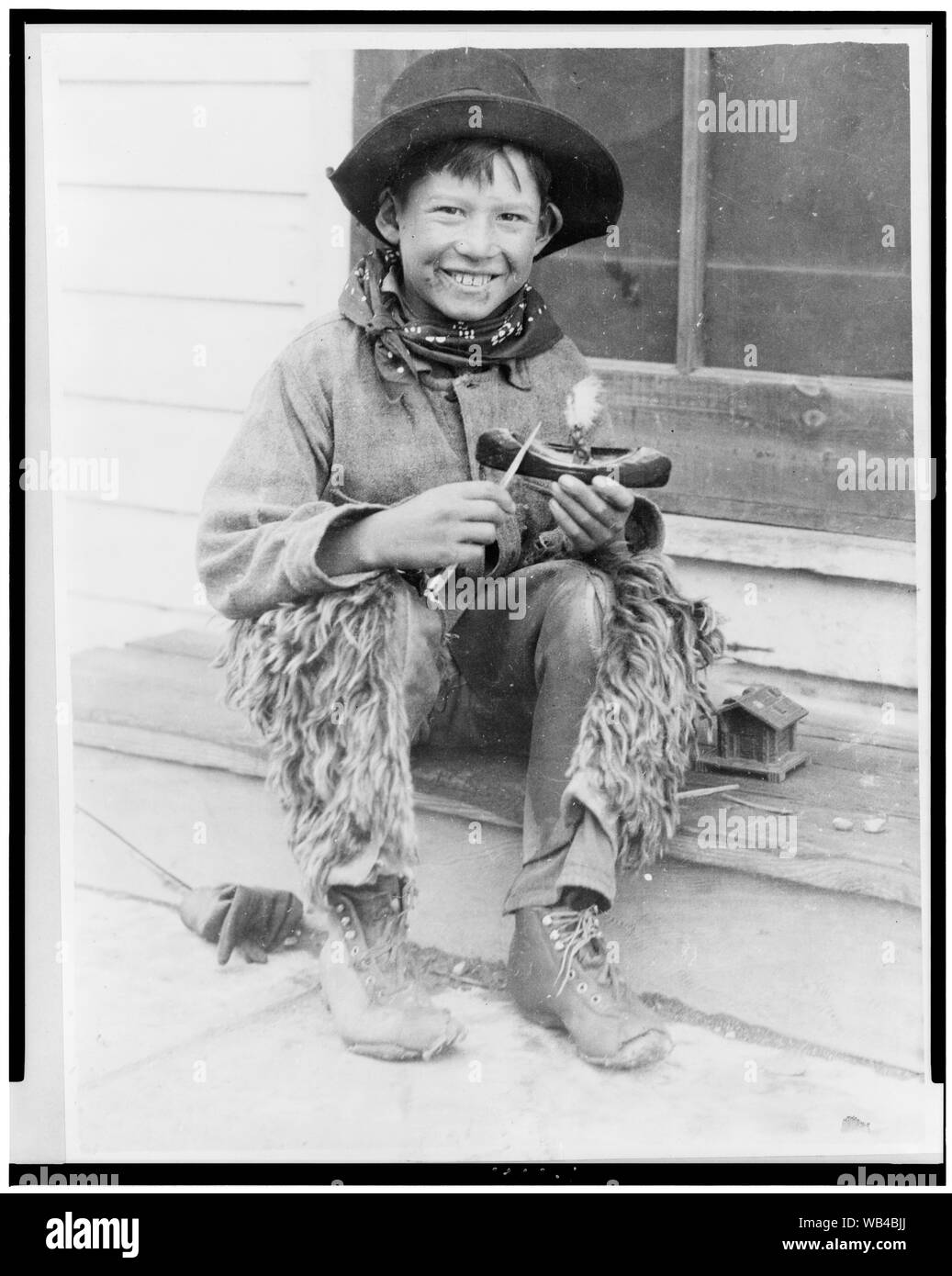 Carving native american Cut Out Stock Images & Pictures - Alamy