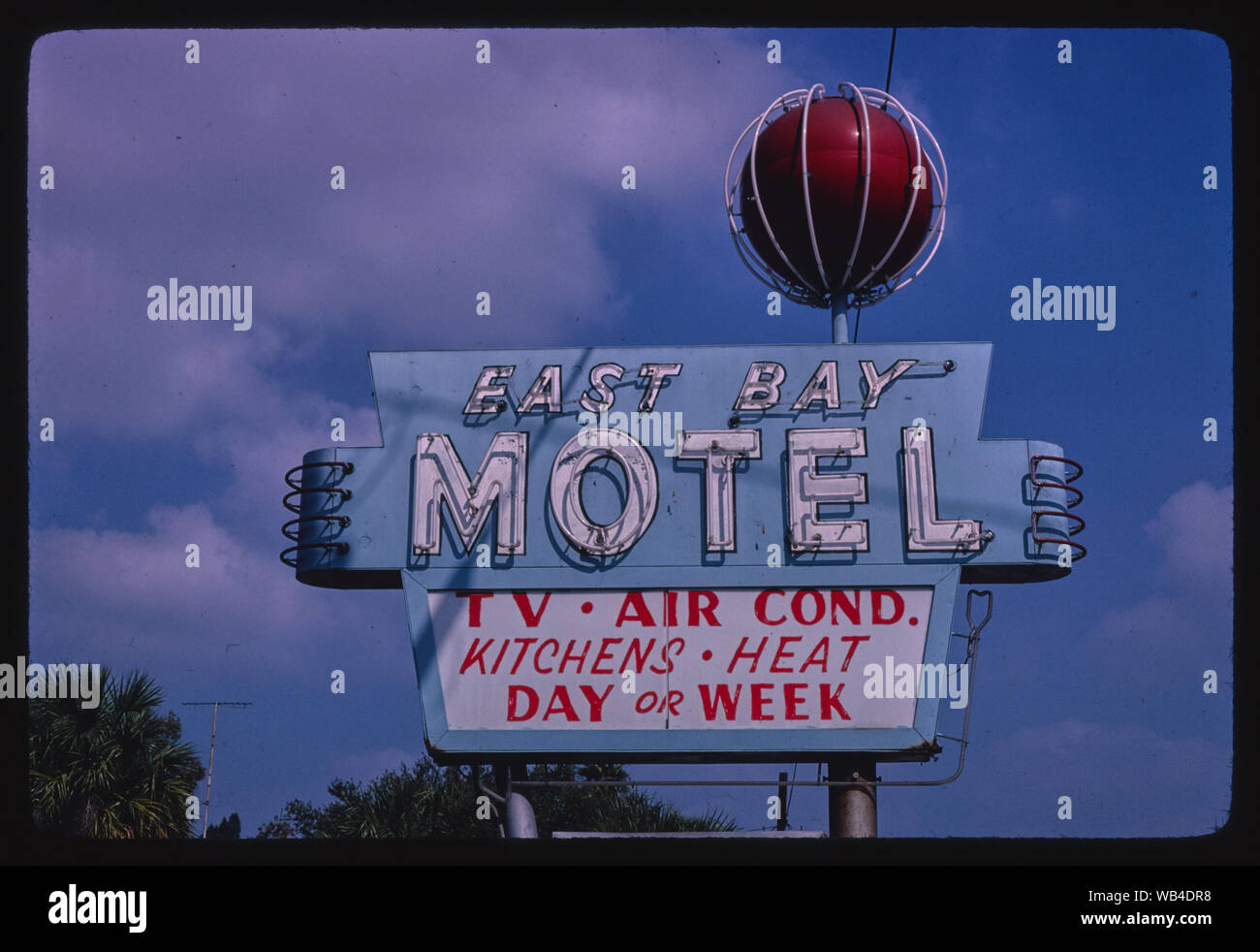 East bay motel hi-res stock photography and images - Alamy