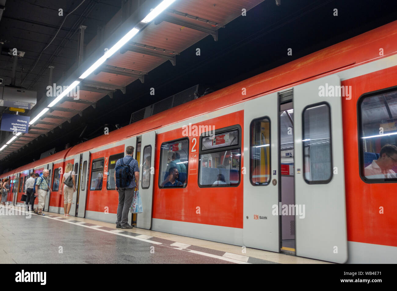 S bahn s bahn hi-res stock photography and images - Alamy
