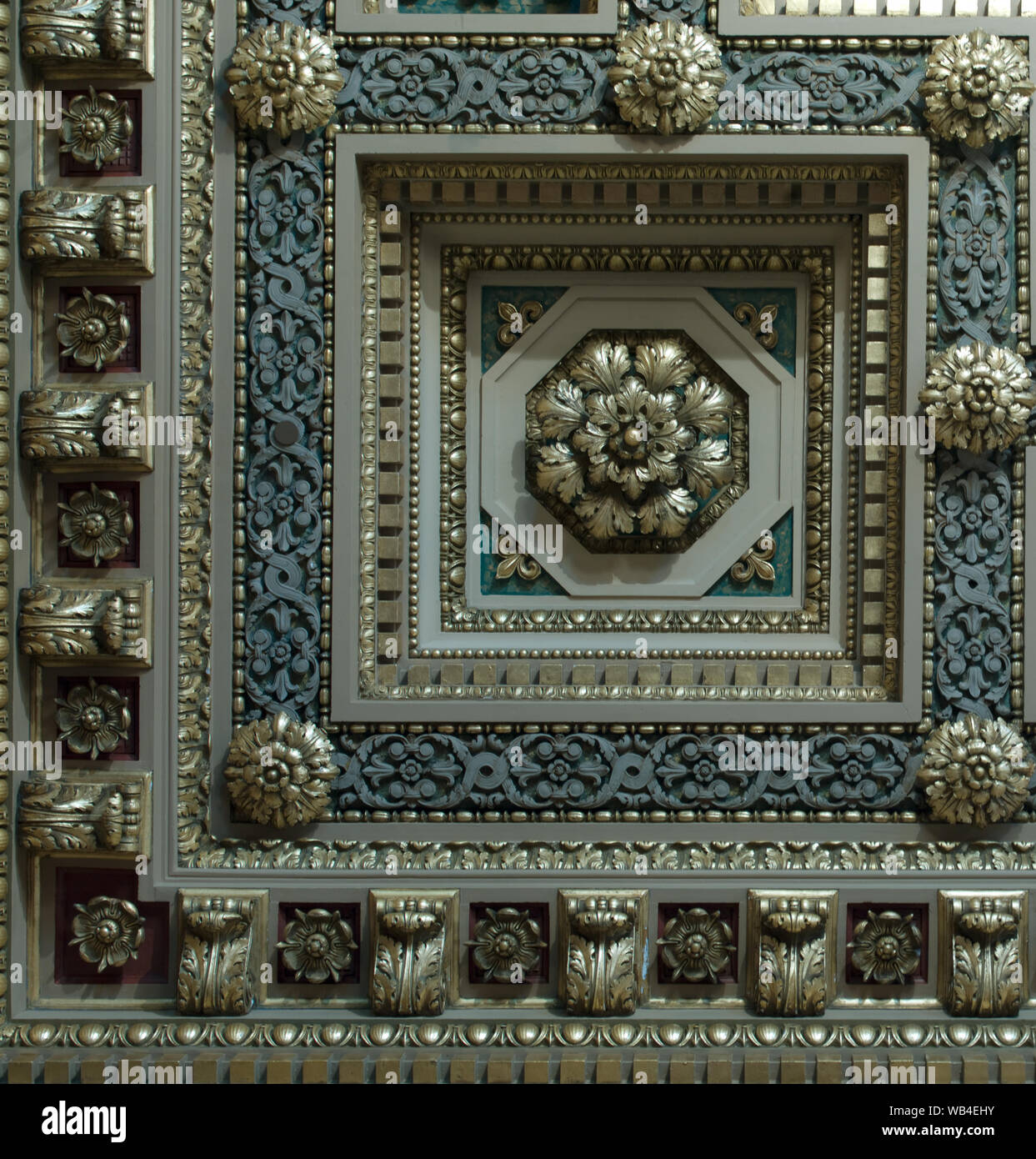 Howard metzenbaum u s courthouse hi-res stock photography and images ...