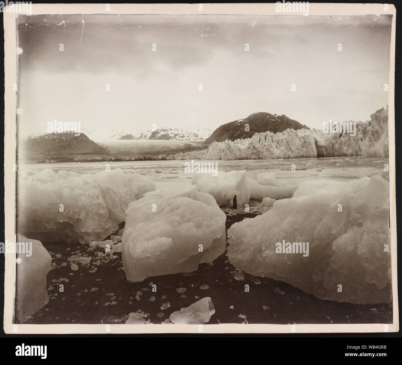 48 x 57 cm hi-res stock photography and images - Alamy