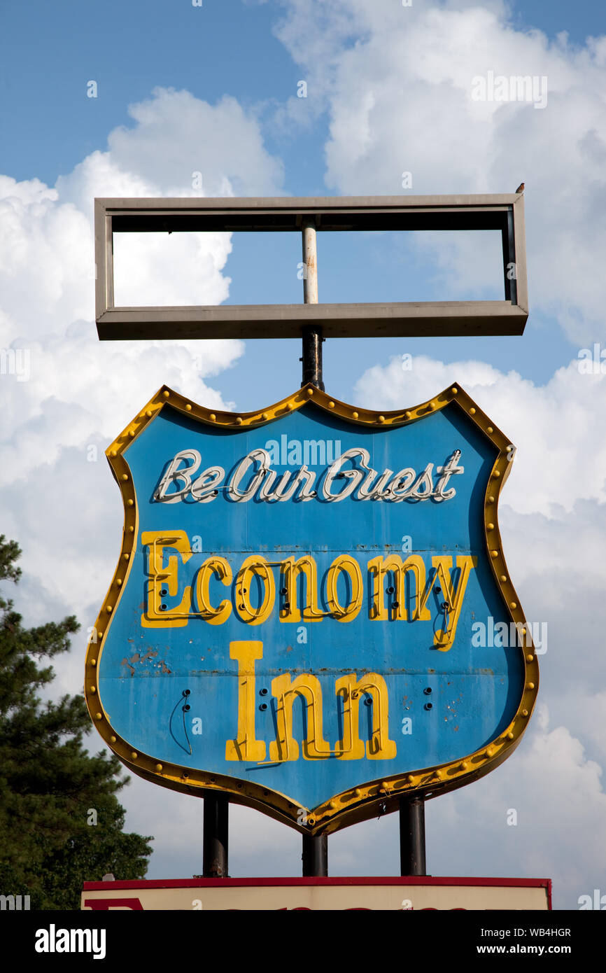 Economy Inn historic sign in Cullman, Alabama Stock Photo - Alamy