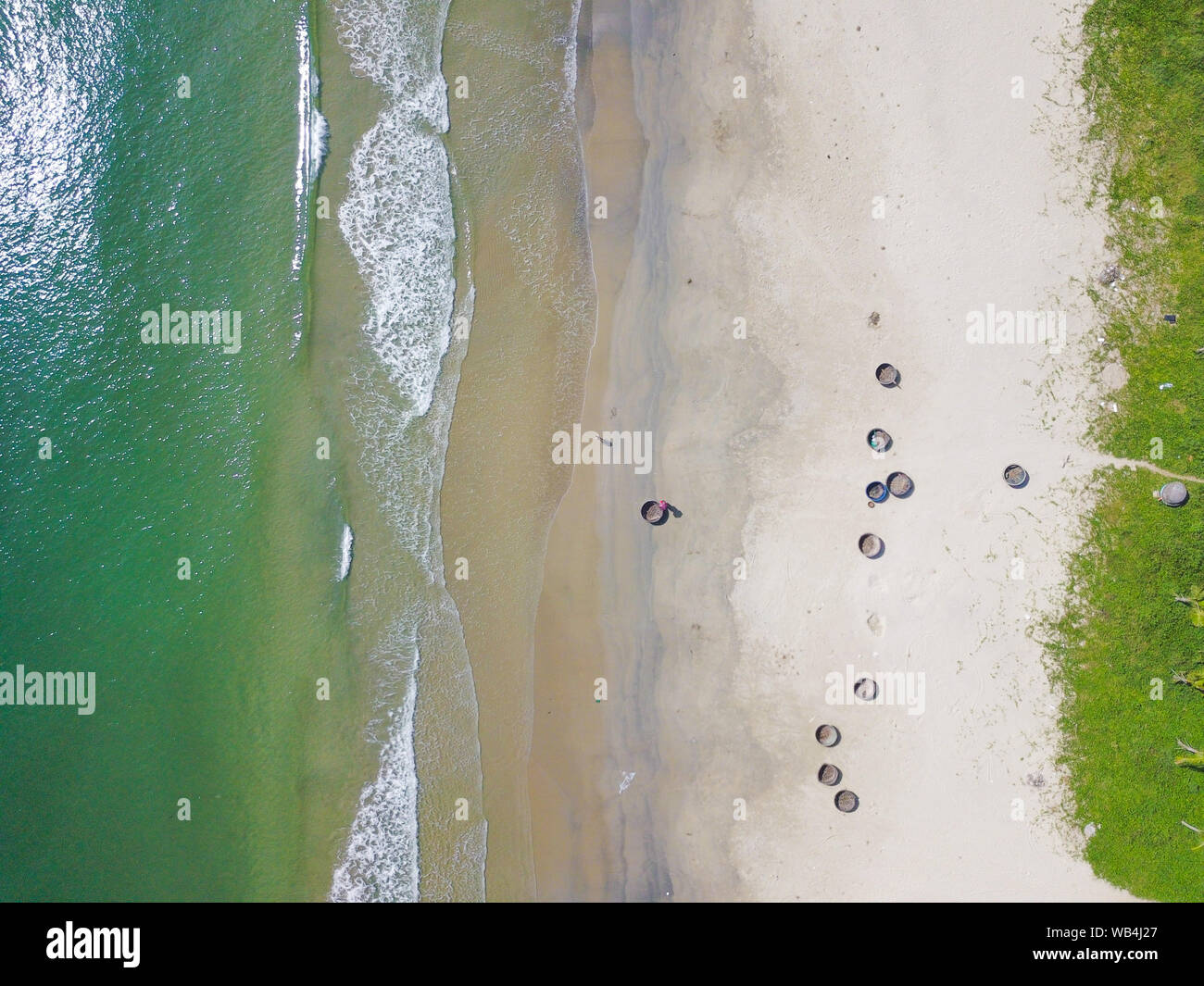 Beach danang vietnam aerial hi-res stock photography and images - Alamy
