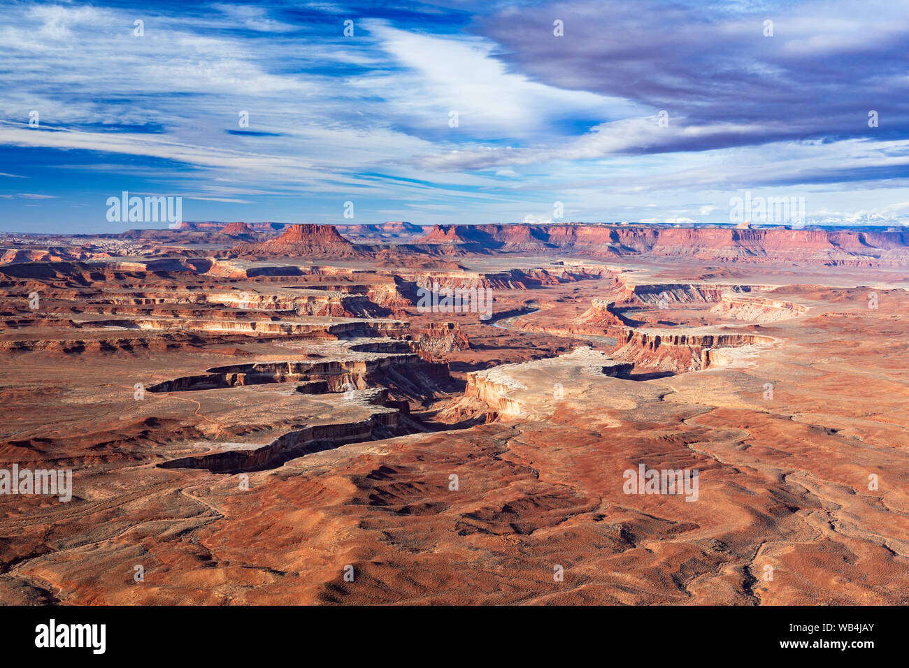 Overlook 4k hi-res stock photography and images - Alamy